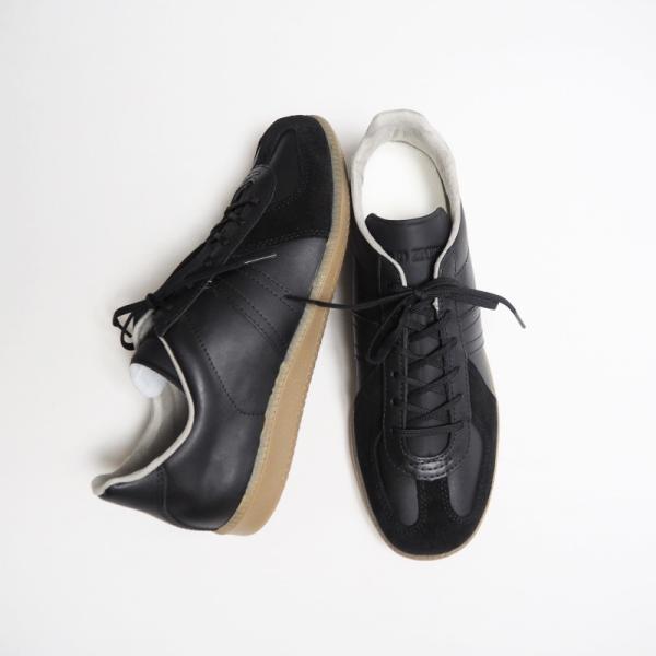 GERMAN ARMY TRAINER ORIGINAL / ジャーマンアーミートレーナーオリジナル のトレーニングシューズ、所謂「ジャーマントレーナー」。こちらは、現役で支給されるWHITEモデルを生産する工場に別注をかけて復刻した日本代...