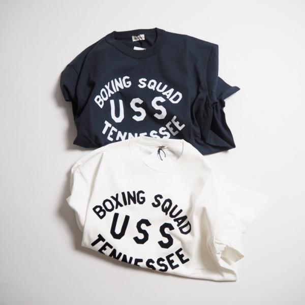 A.G.SPALDING &amp; BROS / A.G.スポルディング＆ブロスのプリントTシャツ。程よくヘビーウェイトな丸胴天竺ボディにヴィンテージからサンプリングしたグラフィック。フロッキープリントは自然に掠れていき着込むほどにヴィン...