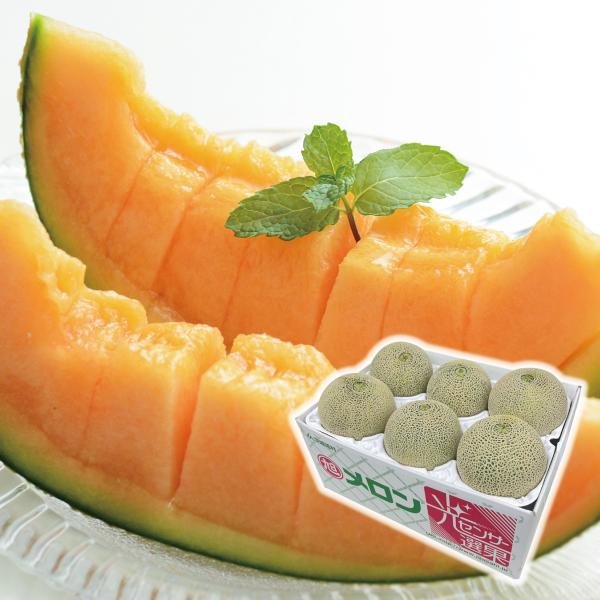 メロンの生産量全国トップクラスを誇る茨城県より赤肉メロンをお届けします。濃厚な甘みが特長で、ジューシーな味わいをお楽しみいただけます。訳ありのため見た目にキズや形のばらつきがありますが、味はしっかりとしたメロンです。たっぷり4.5〜5kg入...