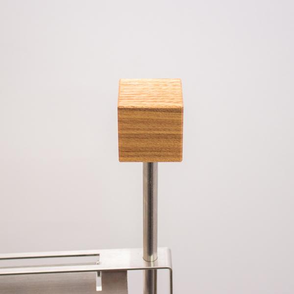 といれたすオリジナルの自立型（床置きタイプ）トイレットペーパーホルダーの持ち手です。BRANCH本体に取り付けます。お掃除の際に持ち運びがスムーズになります。■サイズ：幅35mm×奥行き35mm×高さ35mm■重さ：25g前後■素材：タモ、...