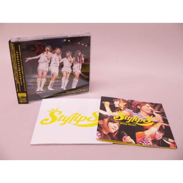 【発売日：2013年01月09日】スタイリップス1周年アニバーサリーディスク！CD「StylipS Anniversary Step One！！Blu-ray Disc付初回限定盤」です。ディスク2枚組（CD1枚＋BD1枚）帯・歌詞カード・...