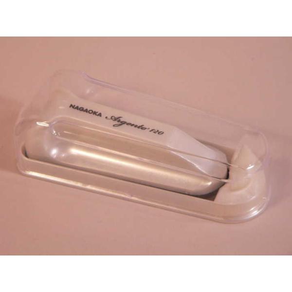 半世紀以上にわたり愛用されているレコードクリーナーの定番！ナガオカの伝統「アルジャント」シリーズの最新版登場。安心の国内生産で高品質を保証します。新品未使用品。【※注文時、送料は自動計算されません。※】商品代金のほかに、別途配送料金がかかり...