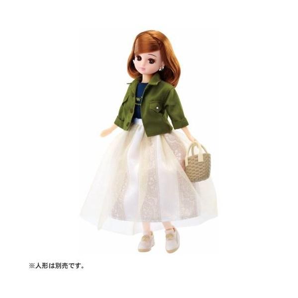 カーキジャケットが主役のおとなカジュアルコーデが楽しめる、リカちゃんのドレスセットです。レース柄のチュールスカートにネイビーカラーのロゴTシャツを合わせ、主役のカーキジャケットでカジュアルスタイルに。バスケットバッグとベージュのラインが入っ...