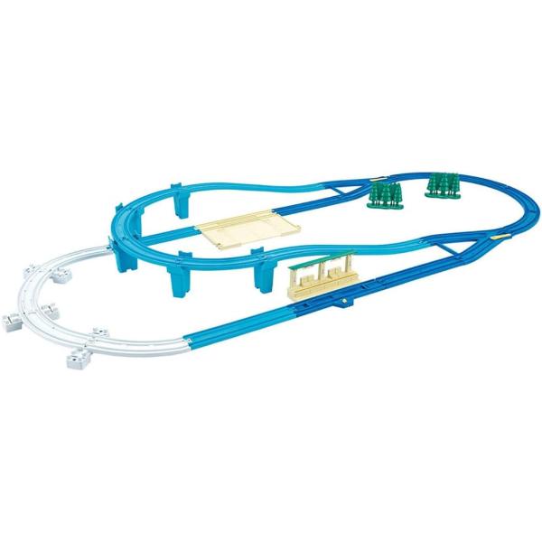 ※パッケージ上部にへこみがございます。海沿いを走るような鉄道を再現！ 波をイメージした3色のレールと、砂浜の雰囲気のつなげレールや駅を組み合わせて海沿いのイメージが作れるレールキットです。海沿いを走るような鉄道を再現！沖合の深い青から岸辺で...