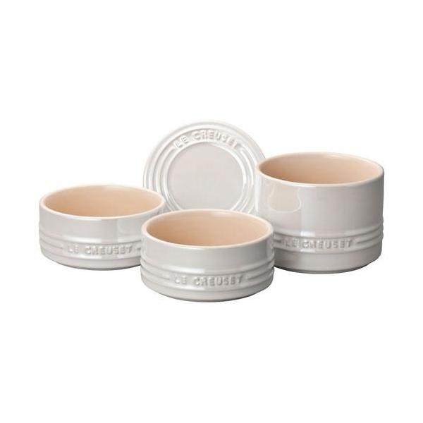 ■Sサイズ2個とLサイズ1個のラムカンのセット。■お料理の取り分け皿としても、ティータイムにシュガーやレモンを添えて出しても、小物入れとしてもお使いいただけます。■スタッキングが出来るので、卓上のプレゼンテーションはもちろん、スマートに収納...