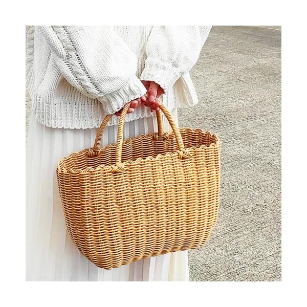 安心の抗菌バスケットに 新ブランドが誕生しました!「al・atte(ア・ラッテ)」抗菌素材で、汚れても「洗って」いつでも清潔、安心して使えるかごバッグです。ころんとかわいい、オシャレなデザイン。「ナチュラル」は、まるで天然素材のクオリティー...