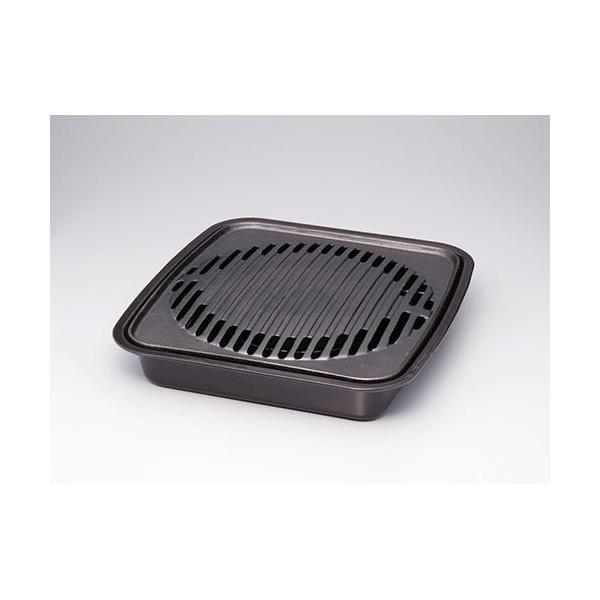 【発売日：2021年09月15日】■お肉の余分な脂を水皿に落とす構造でヘルシーに食べられます!■鉄鋳物製でお肉がおいしく焼けます。■水受皿底部のくぼみが、ごとくにはまる「安全設計」■イワタニカセットフー専用です。※一部適合しない機種がござい...