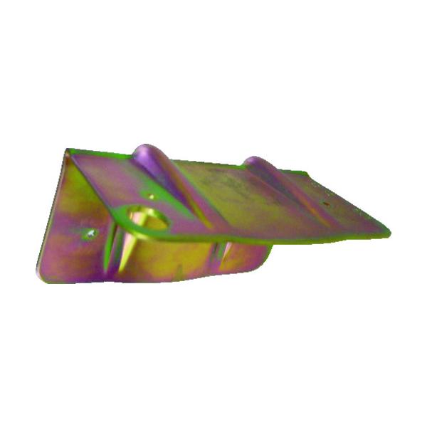 ●ベルト幅50mmまで対応します。●積載荷物の保護。＜仕様＞●ベルトラッシング用スチールパット　ベルト用（ラバーパッド無）　Ｌサイズ●適合ベルト幅(mm)：50●幅(mm)：75●奥行(mm)：75●高さ(mm)：150●スチール●質量：4...