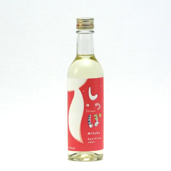 滋賀を代表する山廃蔵の美冨久、藤居範行蔵元が踏襲する歴史の深み近江の美味し酒、美冨久酒造が提供する新たなジャンルの日本酒。「しっぽ」とはそのまま動物のしっぽ。犬や猫など動物のしっぽをお酒の味わいやサイズでそれぞれ変えていき、色々なカラー、し...