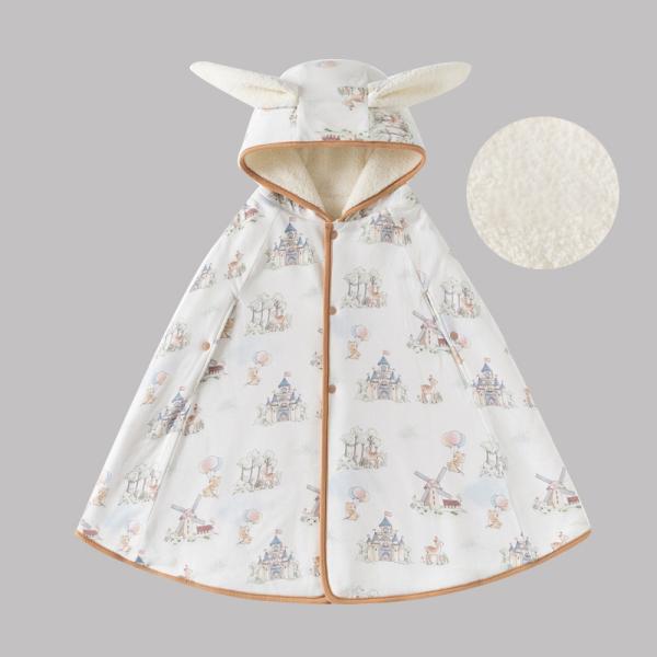 【送料】：送料無料！*沖縄：送料1,500円【商品内容】：ベビーマント【材質】：綿、ボリエステル【サイズ】：丈60cm【注意事項】●お品物の色合いは、写真撮影 パソコン画面表示等の環境の違いにより、若干異なる場合がございますので予めご了承下...