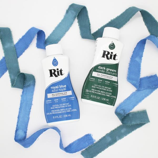 本格染料ブランド「RIT」＜RIT染料　リキッド＞■特徴・煮沸しながら、染めるタイプなので濃く色がつきます。液体なので、ムラ染めがなく、色の調合が簡単。・天然繊維、化学繊維、動物性繊維、熱に弱い繊維様々な素材に対応する染料です。■種類：煮沸...