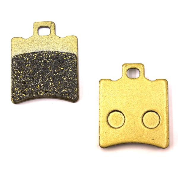 商品仕様：■新品(未使用)、左右2枚セット（1キャリパー分）出品となります。※車種により１キャリパー４枚必要の場合があり、左右形状異なるので、ご確認の上ご購入してください。■ブレーキパッドのサイズは（全長X幅X厚み）50 x 40 x7mm...