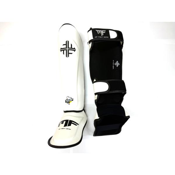 MF　レッグガード　エムエフ　M Lサイズ　レガース　白黒  4点留め最大手TWINS、TOP KINGなどと同等の本革を使用したしっかりとした製品となっています。TWINS、TOP KINGの厚みのある人気レガース同等となります。しっかり...
