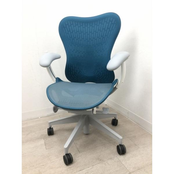 ■管理番号：3300000115777■メーカー：HermanMiller（ハーマンミラー）■型番：MRF123AWAFAJ65BBDTR8M25631A707■座面の高さ：SH450-560mm■カラー：ブルー /【背座】ダークターコイズ...