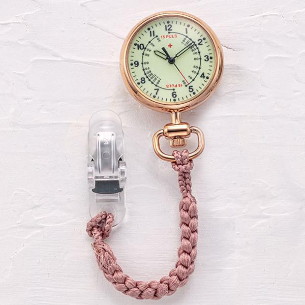 発送手数料込みの表記となります。新聞広告やカタログ、自社ウェブサイトと表示金額が異なりますのでご了承ください。※お支払時の総額は変わりません。■素材:[ケース]ステンレス[風防]無機ガラス■寸法(約):径3.2×厚さ0.9cm ■紐長(約)...