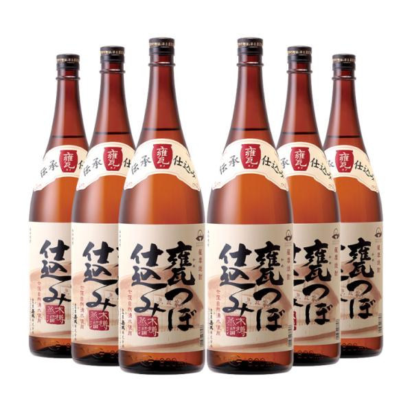 伝統的製法のこだわりの一品商品名：甕つぼ仕込み 1800ml内容量：1800ml×6本商品コメント：鹿児島県産の黄金千貫芋を原料に、甕つぼで仕込み、発酵を終えたもろみを、杉の木でできた木樽蒸留器を使って蒸留した薩摩焼酎。　　　　　　　　　　...