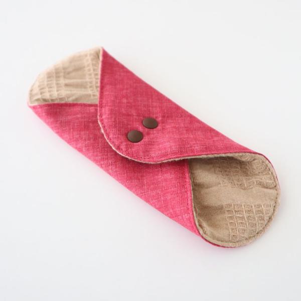 温活に！毎日を快適に！毎日使いのおりものライナーあたたかく、心地よい「あたため布」■冷えが気になる■おりものが気になる■尿漏れが気になる■大切な下着を長持ちさせたいそんな方に、毎日使っていただき、あたたかく過ごしてほしいという想いがこもって...