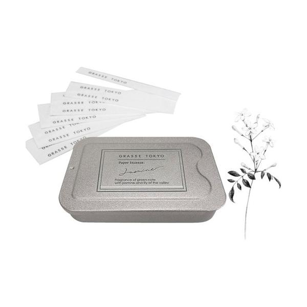 灰がほぼ出ず、片付けもらくちん。紙製なので短く切って使うなど、ライフスタイルやシーンに合わせてカスタムできます。■内容量=15枚入、燃焼時間=約5分、クリップ・マッチ付■商品サイズ:現品(缶)約9.5×6.2×1.8cm・(お香)8×0.8...