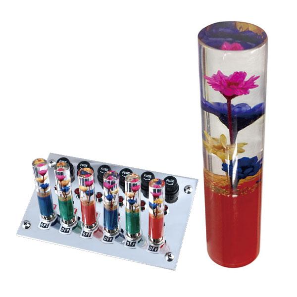 ●製品名　スイッチエクステンション　水中花●カラー　　レッド●特　徴トグルスイッチ等のツマミ部分に取付けるエクステンション飾り気のないスイッチが装飾品として車内を盛り上げます●サイズ　タテ：約60、幅：約14Φ、穴の大きさ：約6Φ、穴の深さ...