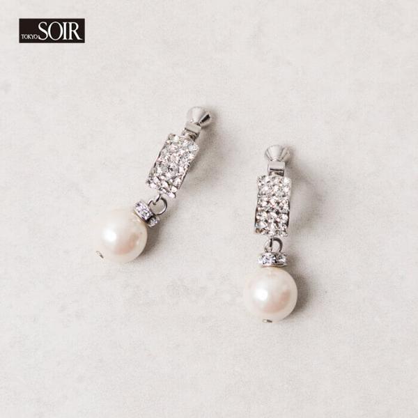 【PETIT SOIR】パールが揺れるイヤリング 5551805-91イヤリング 両耳 フォーマル セレモニー 東京ソワール レディース 婦人 パール ストーン シルバー 揺れる 結婚式 挙式 披露宴 ブライダル マザー 母親 親族 ゲスト...