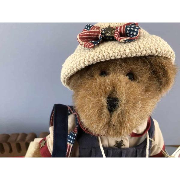 アメリカオハイオ州のドレスデンという街に誕生したロンガバーガーカンパニーは熟練の職人による手作りのバスケットが人気となり成長した企業です。メープル材を使用し次世代に受け継がれながら100年使えるバスケットとしてアメリカでも大変有名でしたが、...