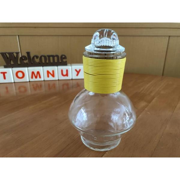 時代の移り変わりで親会社が変わっていったグラスベイクですが、こちらの商品はマッキー社が親会社だった時代の1940年〜50年代に作られたものです。ホットルHottleとはホットボトルの略で、当時のダイナーや列車内の食堂車などで使われたコーヒー...