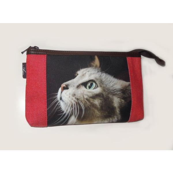 仕切りポケット2つ付きでお札、通帳が楽に入りインバッグとして重宝！「プレゼントにも最適」とのお言葉を頂いております！サイズ（横20×高さ13×幅2,5cm）◆本体表地　デニム・厚手ナイロン ※写真はデニム赤◆プリント両面可能（２枚の写真）＋...