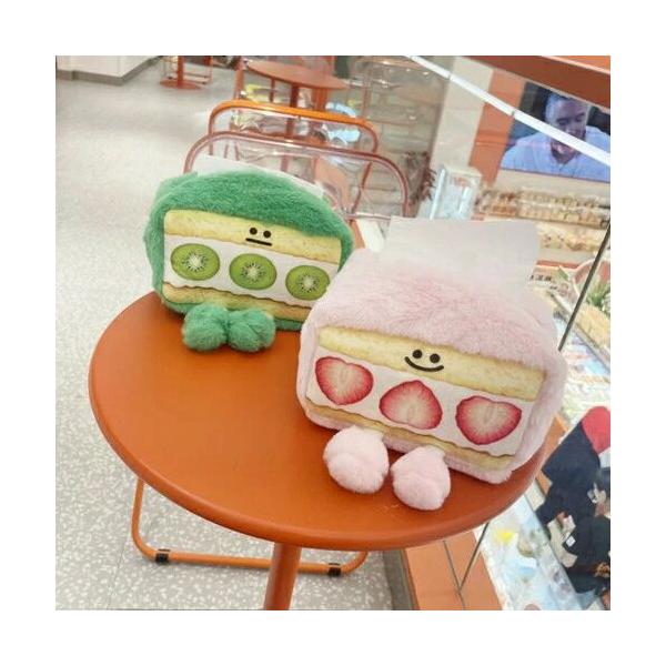 ケーキ型 ティッシュケース カバー 布製 コンパクト 小さめ ショートケーキ 食べ物 キャラクター 子供部屋 寝室 インテリア キッズ オシャレ かわいい ぬいぐる