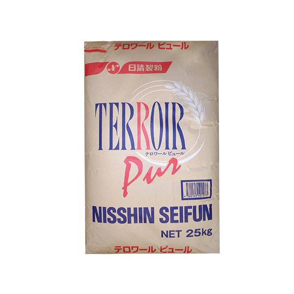 *この商品は業務用です。粗蛋白9.5％　灰分0.53％フランス産小麦100％のフランスパン専用粉です。良質な小麦が穫れるフランス北部で栽培された、数十種類の小麦から厳選した品種をブレンドしています。初代「テロワール」と比べ、作業性が格段に向...