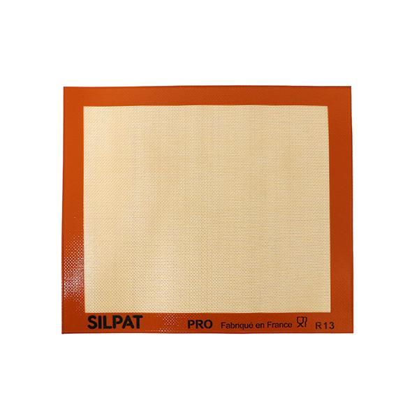 サイズ：350×300(mm)フランス製マルチベーキングマット「シルパット」。