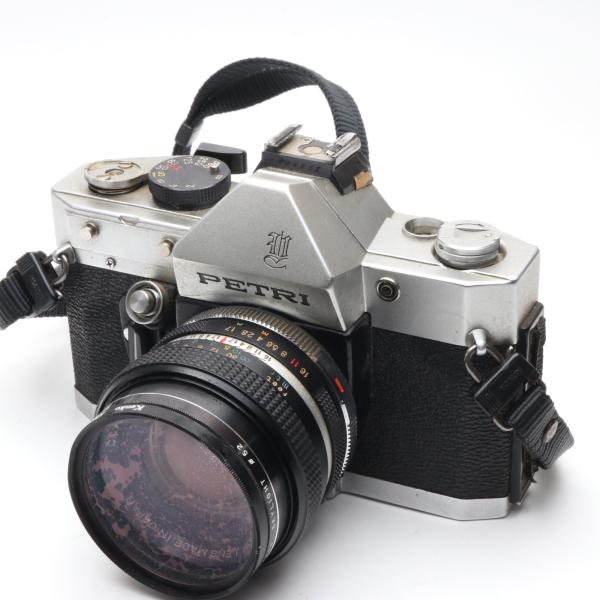 【状態ランク】D品【商品状態】・外観：キズやスレ、使用感があります。・ファインダー内：チリの混入やカビの混入などが見られます。※詳細に関しては、画像で確認してください。【動作状況】【動作未確認】【備考】※「現状渡し」「返品不可」商品説明文以...