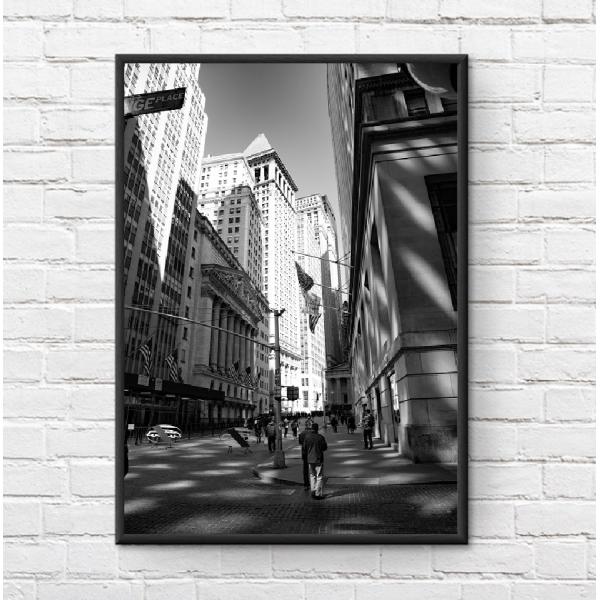 【商品スペック】■状態：新品■ポスターサイズ ：A3サイズ（420×297mm）■材質：ハイグレードポスターペーパー(丈夫な厚口)■フレーム：無し■あなたのお部屋をオシャレで個性的な雰囲気にしてくれるハイセンスポスターです。材質は落ち着いた...