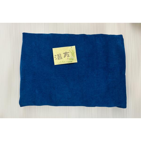 ゆうメール250円同梱できません。複数ご購入の場合は送料が変わります。玄米、煎りぬか、よもぎ、ヒマラヤ岩塩サイズ20×28cm内容量約420〜430ラム使い捨てカイロは乾熱です。玄米カイロは湿熱です。（冬は乾燥しますので最適です）いりぬか、...