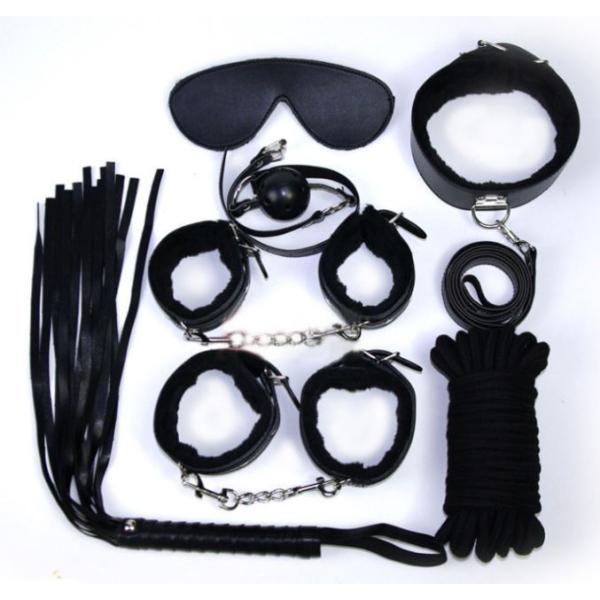 中身見えないように梱包致します。