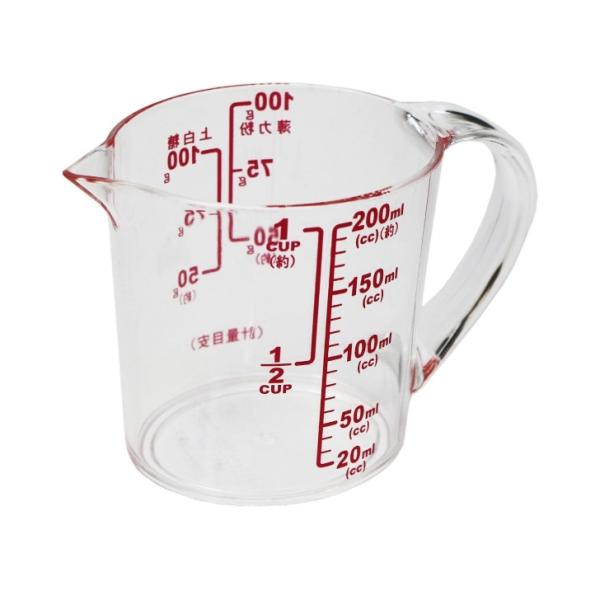 大きい目盛の耐熱計量カップ。■製品スペックサイズ：約11.5×8×7cm(横幅×奥行×高さ)容量：約200ml耐冷耐熱温度：-10〜100度材質：メタクリル樹脂原産国：日本＜おすすめポイント＞計量 カップ 計量ツール 200cc