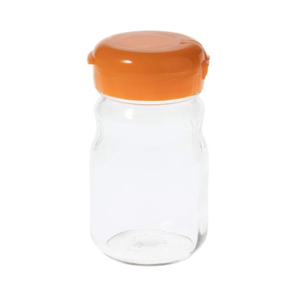 キレが良い注ぎ口、握りやすい形状で注ぎやすい保存びんです。小出ししやすい広口瓶なので、大きな果実酒びんからの小出しに便利。冷蔵庫のドアポケットですっきり収納できます。美しい透明度と丈夫さを兼ね揃えた高品位ソーダライムガラスを使用。※電子レン...