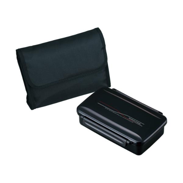 ※本商品は新品未使用品ですがパッケージに汚れ、擦り傷や破れ、糊代の剥がれ等がある場合がございます。製品は問題ございませんので、ご了承ください。シンプルな形状のお弁当箱です。18cmの箸とお弁当袋が付いています。本体と仕切りに油汚れなども落ち...