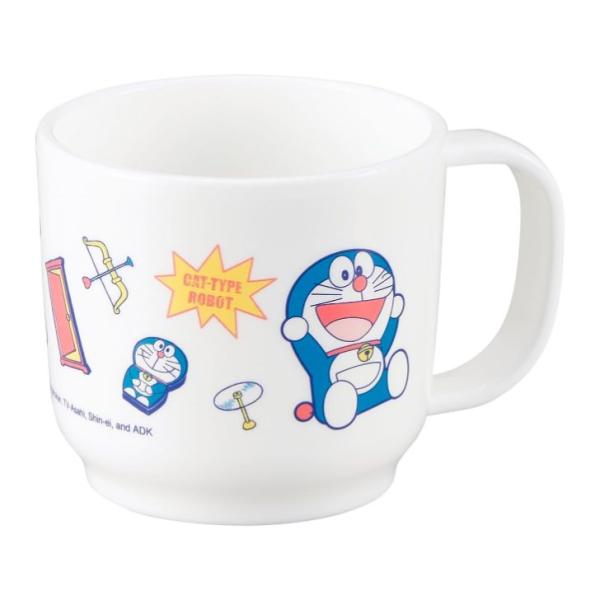 ドラえもんのコップ毎日のごはんが楽しくなるドラえもんデザイン。電子レンジ、食器洗浄機・乾燥機の使用ができます。※煮沸消毒・電子レンジ消毒はできません。【製品仕様】サイズ：約7.4×9.6×6.5cm容量：180ml材質：ポリプロピレン(耐熱...