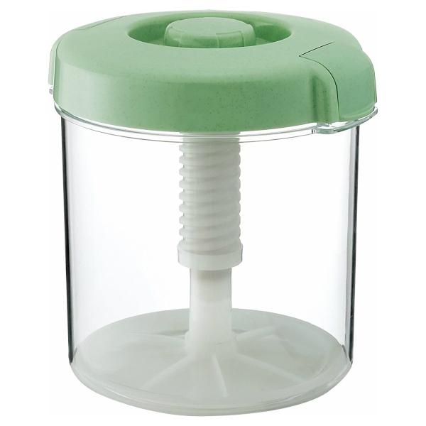 ハンドルを回して加圧する卓上タイプの漬け物器です。蓋は開閉がラクなワンタッチロック式です。容量の目安：きゅうり/13〜16本、かぶ/13〜16個■製品スペックサイズ：約22.4×22.4×22.9cm容量：4.9L＜材質＞本体：ポリスチレン...