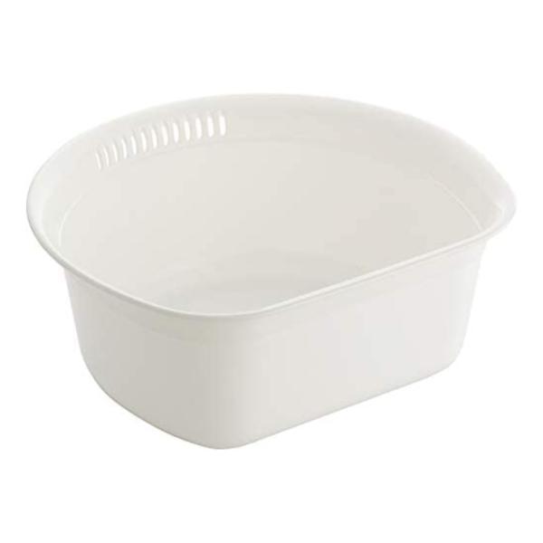 ■特徴場所を取らないコンパクトなラウンド型。フチよりやや下にスリットが入っていて、水があふれた時も小物が流れていきにくくなっています。平らな面があるので転がらず安定して水切りできます。■製品スペックサイズ：約35×32×14.2cm容量：7...