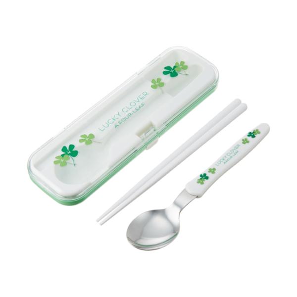 箸・スプーンのコンビセットです。握りやすく使いやすいステンレススプーン。ワンプッシュでケースのフタが開きます。食器洗い乾燥機の使用ができます。■製品スペックケースサイズ：約20.1×6.6×2.3cm(横幅×奥行×高さ)箸のサイズ：約18c...