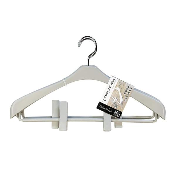 衣類の肩口に沿う丸みをもった形状でジャケットの型崩れを防ぎます。ロングクリップは先端に滑り止め加工がしてあるので、スカートをしっかりキャッチします。フックは回転するので便利です。■商品スペックサイズ：約42×3×28cm(幅×奥行×高さ)材...