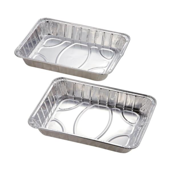 アルミバーベキュー深型プレート。アルミ製で軽くて持ち運びに便利。深型なので食材用のバットとしても使えます。焼きそばや野菜炒めが手軽に楽しめます。使い捨てなので後片付けも楽です。※電子レンジ使用不可■製品スペックサイズ：約32×26.5×5....