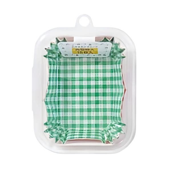 かわいいチェック柄のおかずカップ。イエロー、グリーン、レッドの3色アソート。電子レンジの使用ができます。■製品スペックサイズ:約11.3×8.8×3cm(横幅×奥行×高さ)耐冷耐熱温度：-20〜170度材質：パルプ、ポリエチレンテレフタレー...