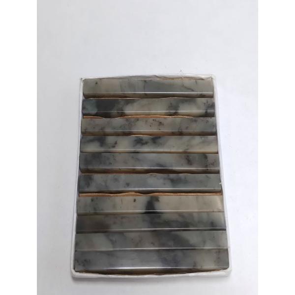 【発売日：2024年10月31日】彫面サイズ：約0.6ｘ0.6ｃｍ高さ約：5ｃｍ(天然石のため、石紋、色など多少変わる場合があります、同等品ランダム発送となります。）産地：中国★出荷時検品致しますが、印面以外の小傷、小カケがある場合ございま...