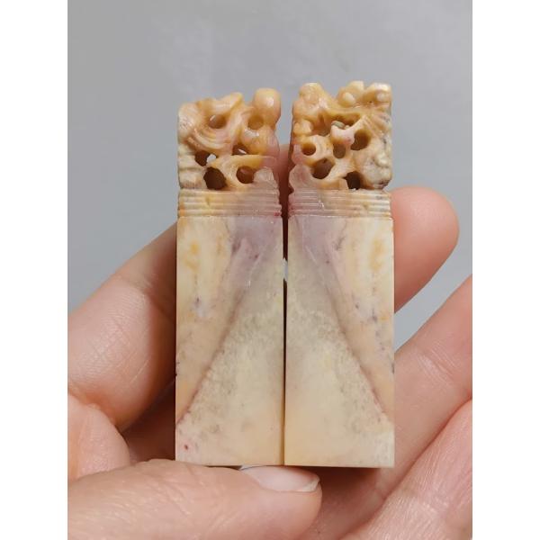 【発売日：2025年06月24日】彫面サイズ約1.5ｃｍｘ1.5ｃｍ高さ約5.5ｃｍ前後重さ：約63ｇ