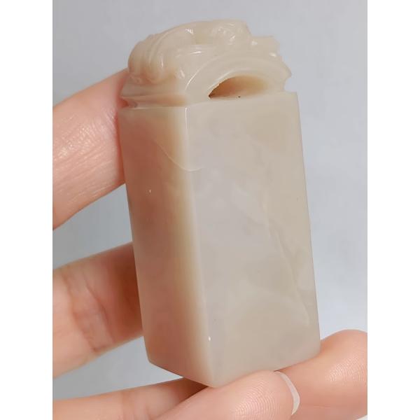 【発売日：2025年06月24日】本体サイズ：約2.0ｘ2.0ｘ5.4ｃｍ重量：約56ｇ細かい傷があります。