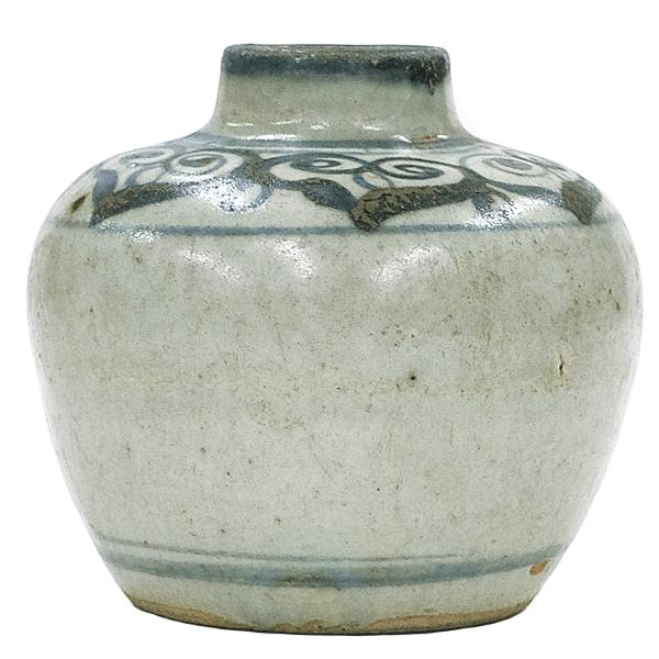 【作家名】-【商品名】安南小壺【サイズ】高さ6.8cm 口径2.5cm 底面径5cm【付属品】-【商品状態】商品には保存状況によるキズ、ヨゴレがございます。【管理番号】954-7※こちらの商品は他サイトでも販売を致しておりますので同時落札に...