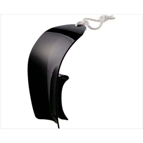 ・新しいスタイルの靴べらです。・靴のかかとを挟み込み靴べら自体が自立するため、靴べらを手で支える必要がありません。・手を使わずに座った姿勢で履き込みが可能に！【商品仕様】●サイズ／幅6×奥行7×高さ9.8cm●重さ／約22g●材質／本体：ポ...