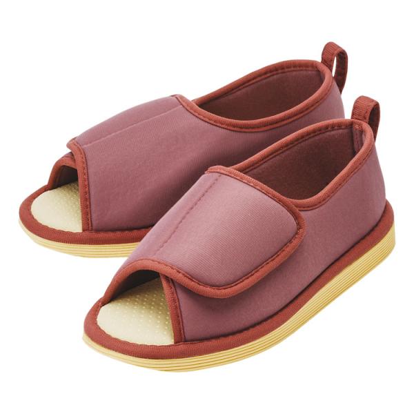 ・脱げや、わずかな段差などでの転倒を予防する室内専用シューズ。・中敷の滑り止め加工でシューズの中での足のズレを予防。・底にある3箇所の滑り止めでスリップを予防します。【商品仕様】●サイズ／S：21.0〜22.0cm、M：22.5〜23.5c...